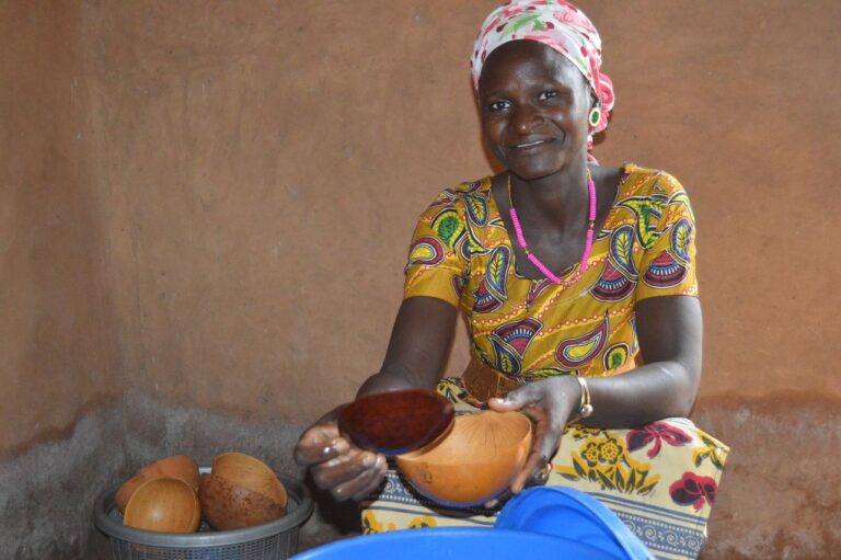 Tchoukoutou : la bière traditionnelle magique du Nord-Bénin - La Route ...